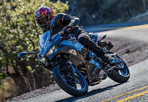 Kawasaki Ninja Lineup Sport Supersport Hypersport Motorcycles