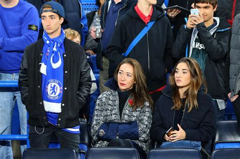 Jose Mourinhos Son Wife And Daughter Matilde At Chelseas Champions
