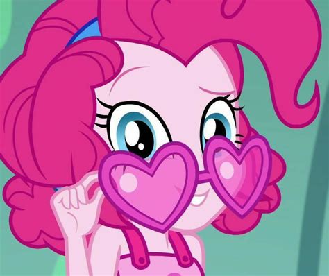 Пин от пользователя ♡𝐩𝐢𝐧𝐤𝐢𝐞 𝐩𝐢𝐞♡ на доске Rainboows Пинки пай Пони Обои