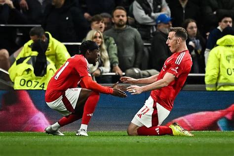 손흥민 보고 싶다 야유 폭발 토트넘 28년 만의 불명예 기록 눈앞 노팅엄에 0 2로 밀린 채 전반 마감