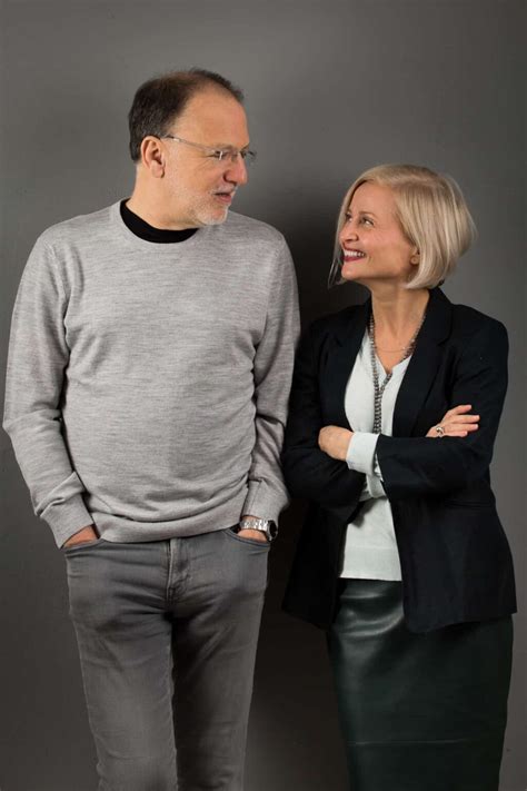 32 Literary Agents Accepting Submissions In 2024 My First Book Deal