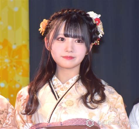 画像写真 JOY市原愛弓20歳でやってみたいことはおしゃれな店で年長組のメンバーとワイン 艶やかな振り袖披露 1枚目