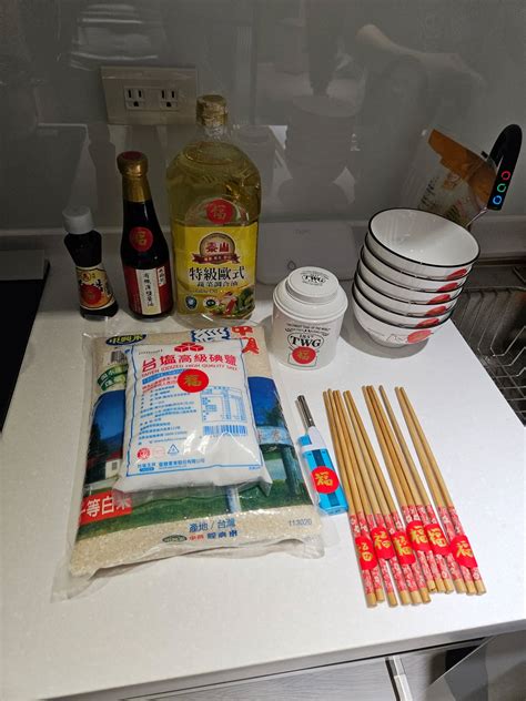 入厝已經弄到最簡還是覺得很麻煩 以前的人應該真的很閒才能想出這麼多有的沒的