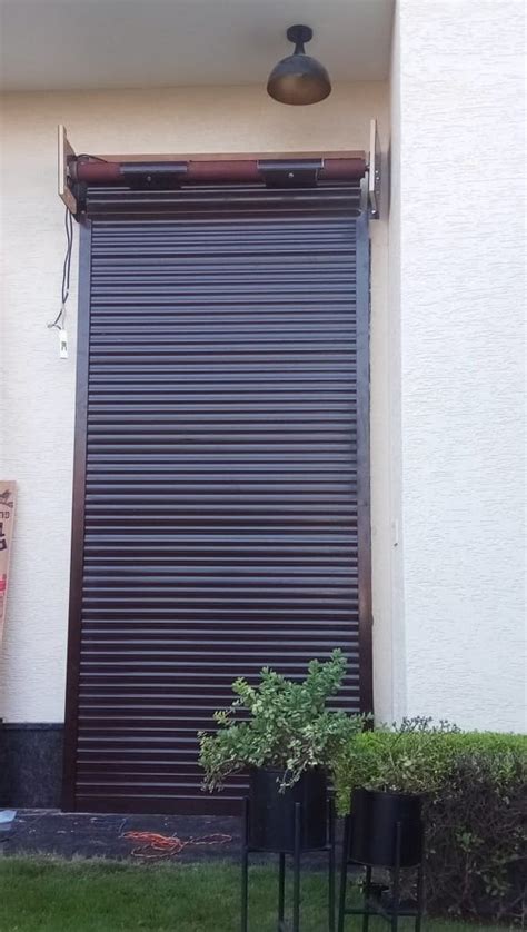 Aluminium Shutter Door At Best Price In New Delhi Id 2853988762948