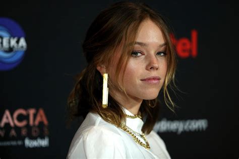アンニュイな雰囲気が良いのよ…、『ハウス・オブ・ザ・ドラゴン』レイニラことミリー・オールコックってどんな人？ フロントロウ ｜ グローカル