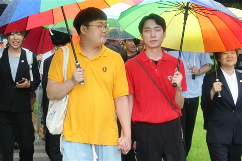 South Koreas Top Court Recognises Legal Rights Of Same Sex Couple For