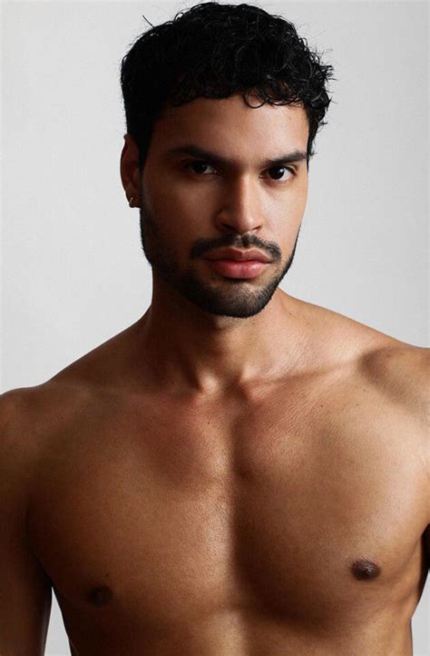 Mateus C Indastria Model Milano