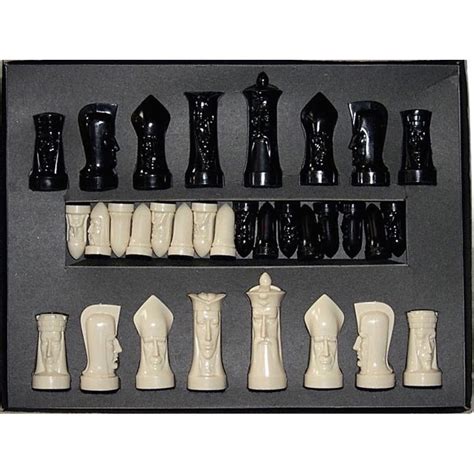 Sculpted Gothic Modern Chess Set By Ganine Tftm Melrose