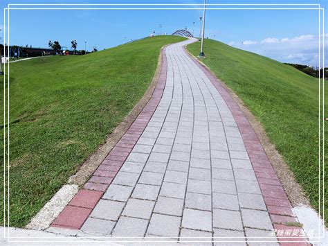 八里十三行文化公園 新北八里滑草x玩沙x風箏~首創考古主題公園玩到嗨旅遊walkerland窩客島