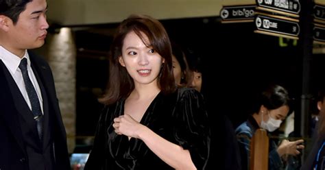 천우희 우아한 블랙 벨벳 드레스[포토]