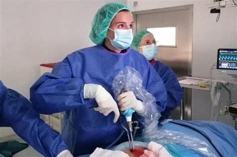 cirugia-endoscopica-biportal-de-columna