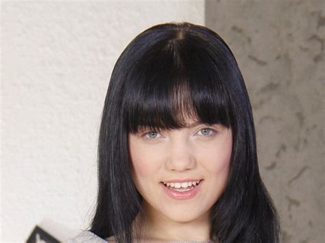 Emily Sands R Hardchiks