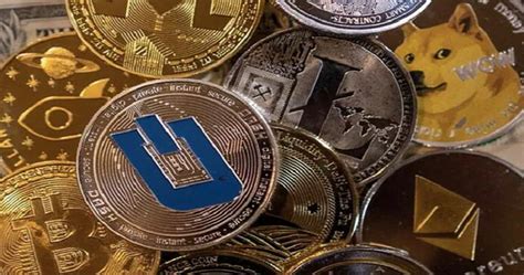 ارتفاع طفيف للعملات المشفرة والبيتكوين تواصل التداول أعلى 255 ألف دولار