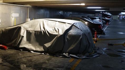 Arde un coche eléctrico en un párking de Vigo cuando estaba enchufado