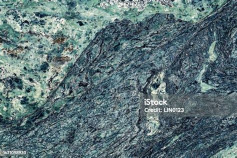 소박한 돌 부식된 질감 또는 웹 디자인 및 추상적인 배경을 위한 그런지 돌 질감 갈색에 대한 스톡 사진 및 기타 이미지 갈색 거친 건물 외관 Istock