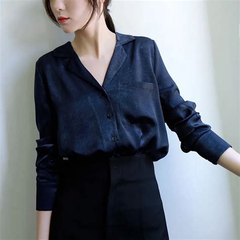 Women Shirts Blouses Long Sleeve Ladies Blouse Tops Sexy V Neck Shirt