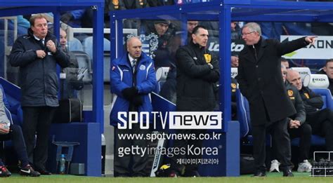 손흥민 주장 박탈론으로 재미 보는 레드냅 부자 아버지는 박지성 완장 뺏고 퍼거슨에 무시 당해