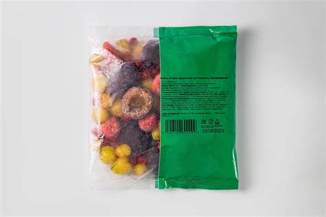 Смесь ягодно фруктовая для компота замороженная с бесплатной доставкой на дом из «ВкусВилл