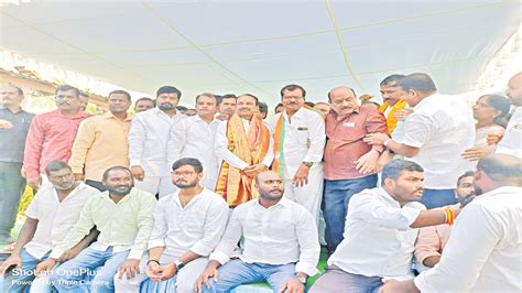 ఈటెల రాజేందర్‌కు అభినందనల వెల్లువ Congratulations To Etela Rajender