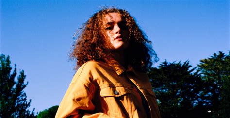 Lily Lyons Live Clapton London Live Music Reviews Designmynight