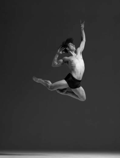 Niv Novaks Beautiful Extension Dance Life