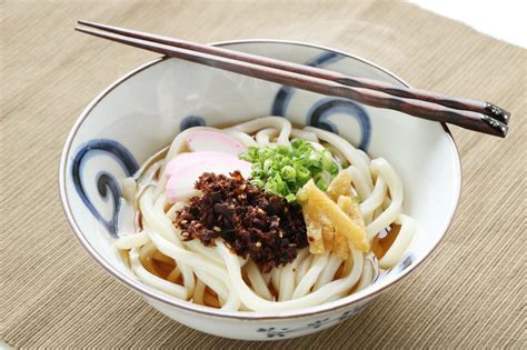 温うどんとごぼうおかかトッピング ブンセン株式会社