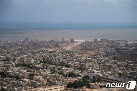 쓰나미 같은 홍수가 사람들 끌고 바다로…1만명 실종 리비아 목격담 뉴스1