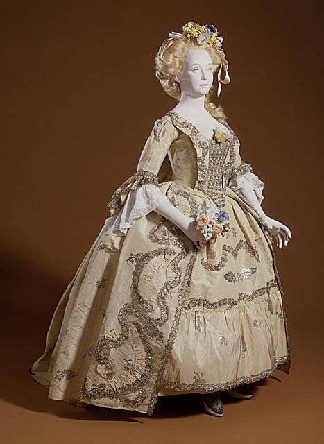18th Century Dress 18th Century Costume 18th Century Clothing 18th
