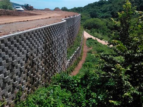 Muro De Contención único En Terrazas
