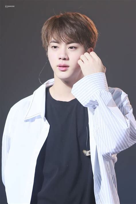 Pin Von Esra Zdo An Auf Bts Jin Bts