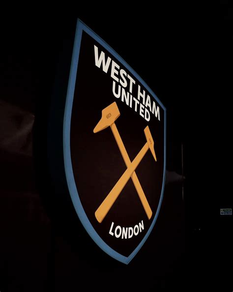 West Ham Michail Antonio Victime Dun Grave Accident De La Route