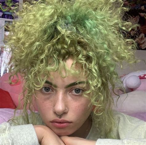 Pin By Jimmy Chimmy On Hair Dyed Curly Hair Colored Curly Hair Dyed Hair Inspiration