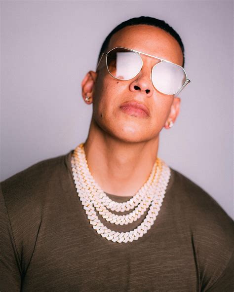 Daddy Yankee Cumple A Os De Amor Y Complicidad Junto A Su Esposa