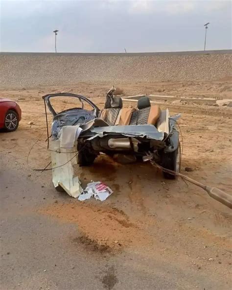 حادث طريق السويس المروع السيارة انقسمت نصفين شبابيك