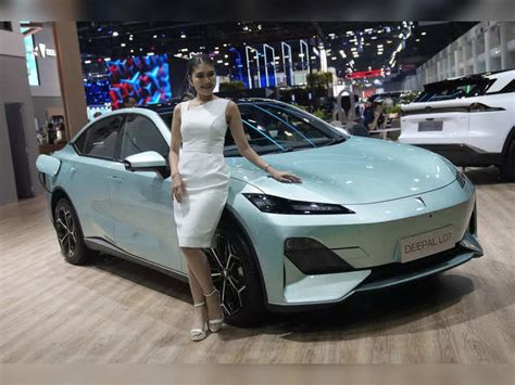 Ev Makers Chinese Ev Makers Challenging Market Leaders At Auto Show In