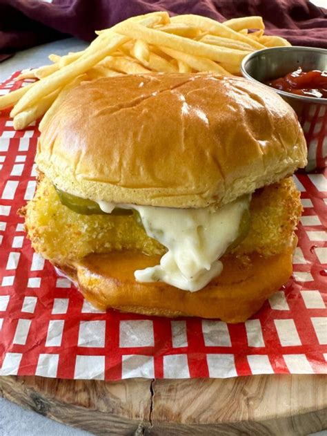 Crispy Fish Sandwich Recipe Easy Seafood Recipes