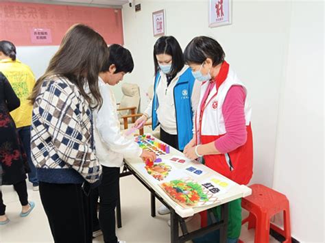 龙津街：锦龙社区颐康服务站举行剪彩揭牌仪式（组图）广州市荔湾区人民政府门户网站