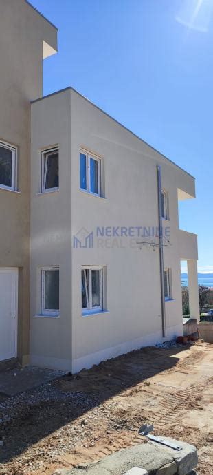 VODICE NOVOGRADNJA STAN U PRIZEMLJU