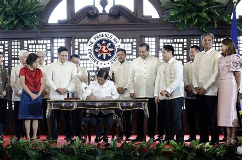 Marcos Suspends Maharlika Fund Implementation Says It Needs Further
