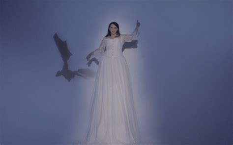 Macabre Shoutout Alternative Rock Artist Dolly Dagger Releases Renaissance Inspired “tower