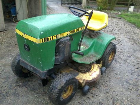 John Deere 116