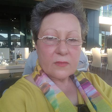 Свобода за руски и украински политически Facebook