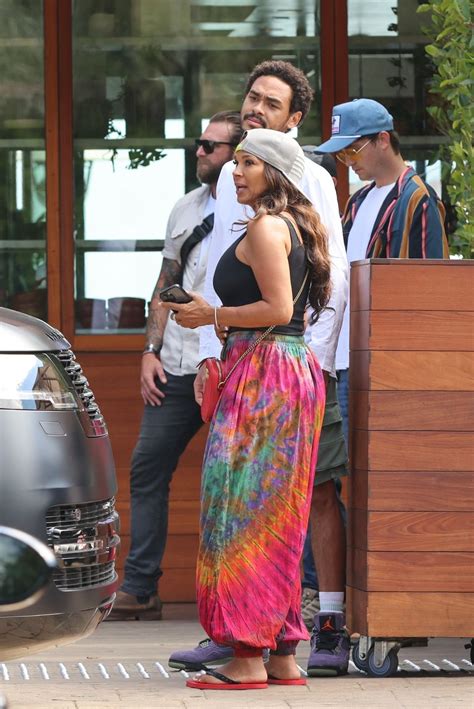 Jada Pinkett And Willow Smith And Sheree Zampino Out For Lunch At Soho