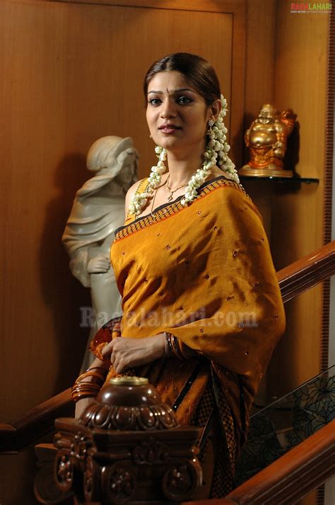 South Indian Actress Siya Photo Sessaion 9 25 2009