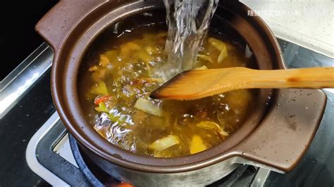 吃了咸菜滚豆腐，皇帝老儿不及吾，百吃不厌系列。 哔哩哔哩