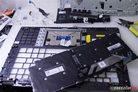 รับเปลี่ยนคีย์บอร์ดโน๊ตบุ๊ค Dell Latitude 3410 คีย์บอร์ดเสีย กดไม่ติด ปุ่มพัง ปุ่มเสีย ปุ่มค้าง