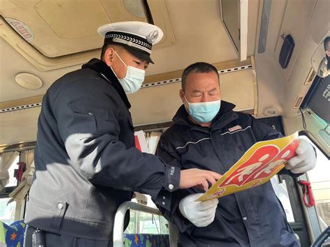 校车体检保安全 惠农交警组织春季开学前校车安全大检查 中国交通网 Traffic in China