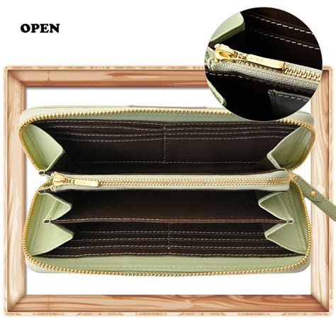 【楽天市場】クーポン配布中 Snoopy スヌーピー 財布 Peanuts ピーナッツ 送料無料 73451 牛革 本革 ラウンド 長財布