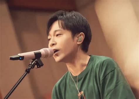 知名歌手自曝失声，医生提醒：这些情况要警惕！服务习惯来源