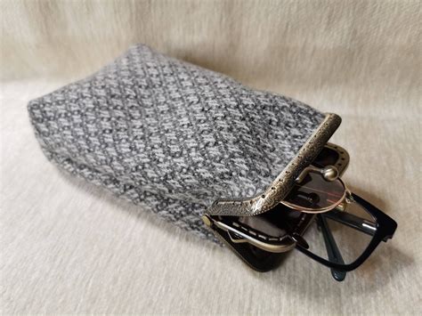 Double Kiss Lock Eyeglass Case Kisslock Glasses Case Vintage Etsy